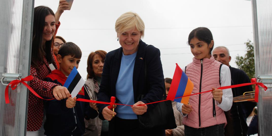 Hydroponic Greenhouses in Armenia help address climate challenges and social issues | Estonian ...